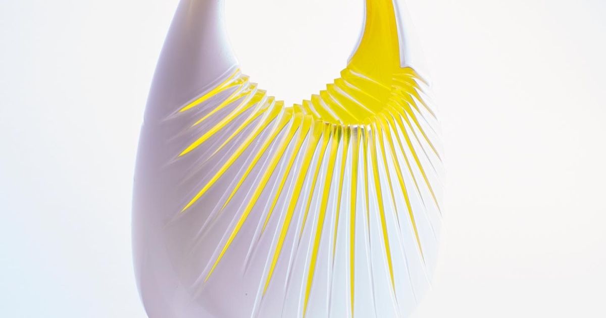 Raiffe Glass Between Emotional Self-Expression And Instinctual Space ...